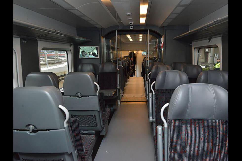 Vilnius – Klaipėda DMU delivered | News | Railway Gazette International